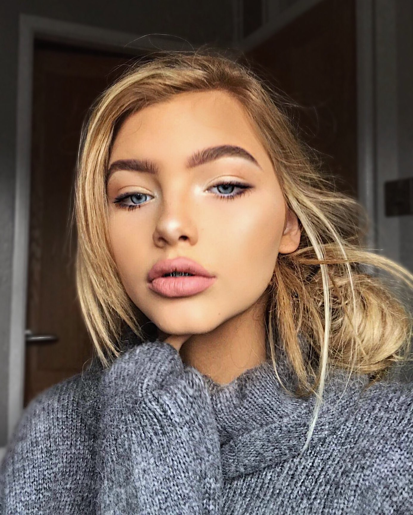 TW Pornstars - 3 pic. Sophia. Twitter. 1,2 or 3 for insta ????. 1:35 PM ...