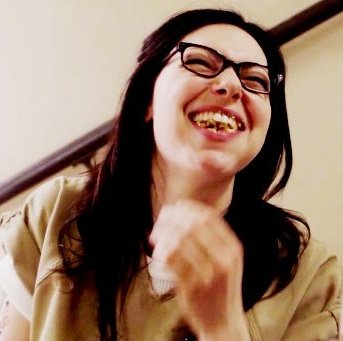 Alex Vause Glasses Smile