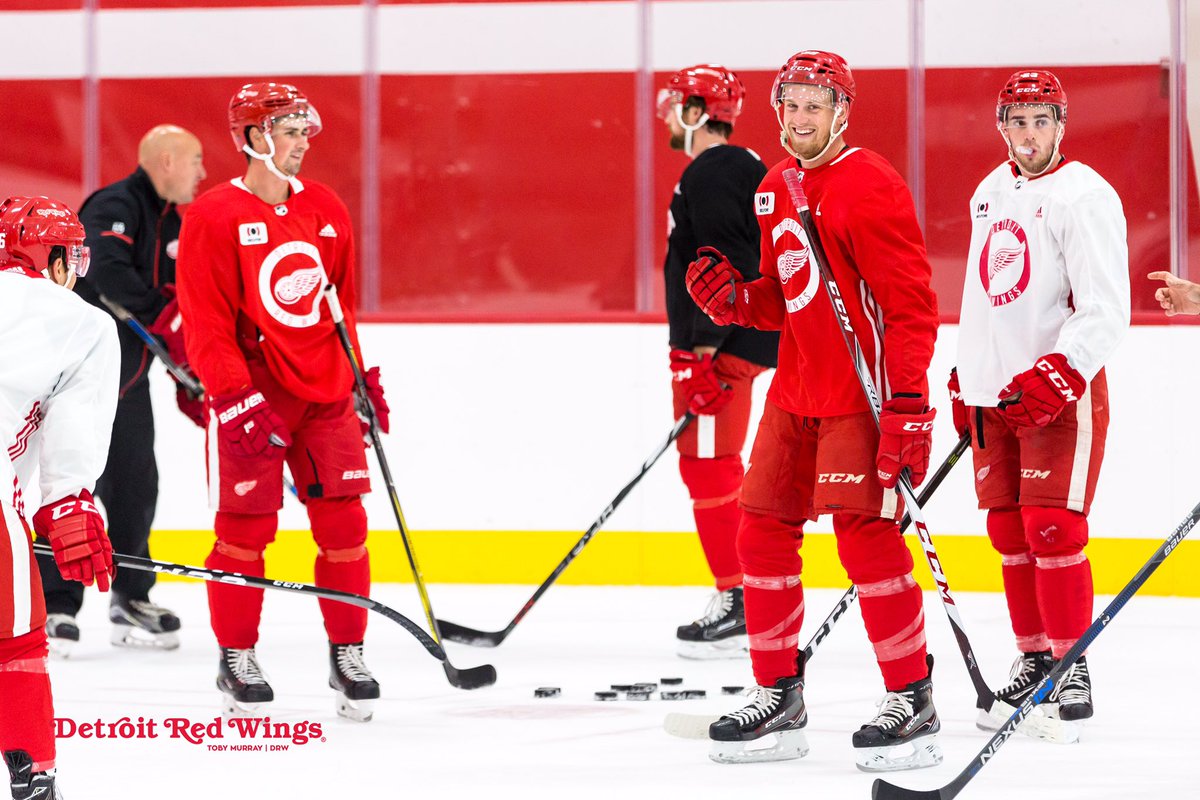 Notes: Red Wings hold first official practice at Little Caesars Arena ...