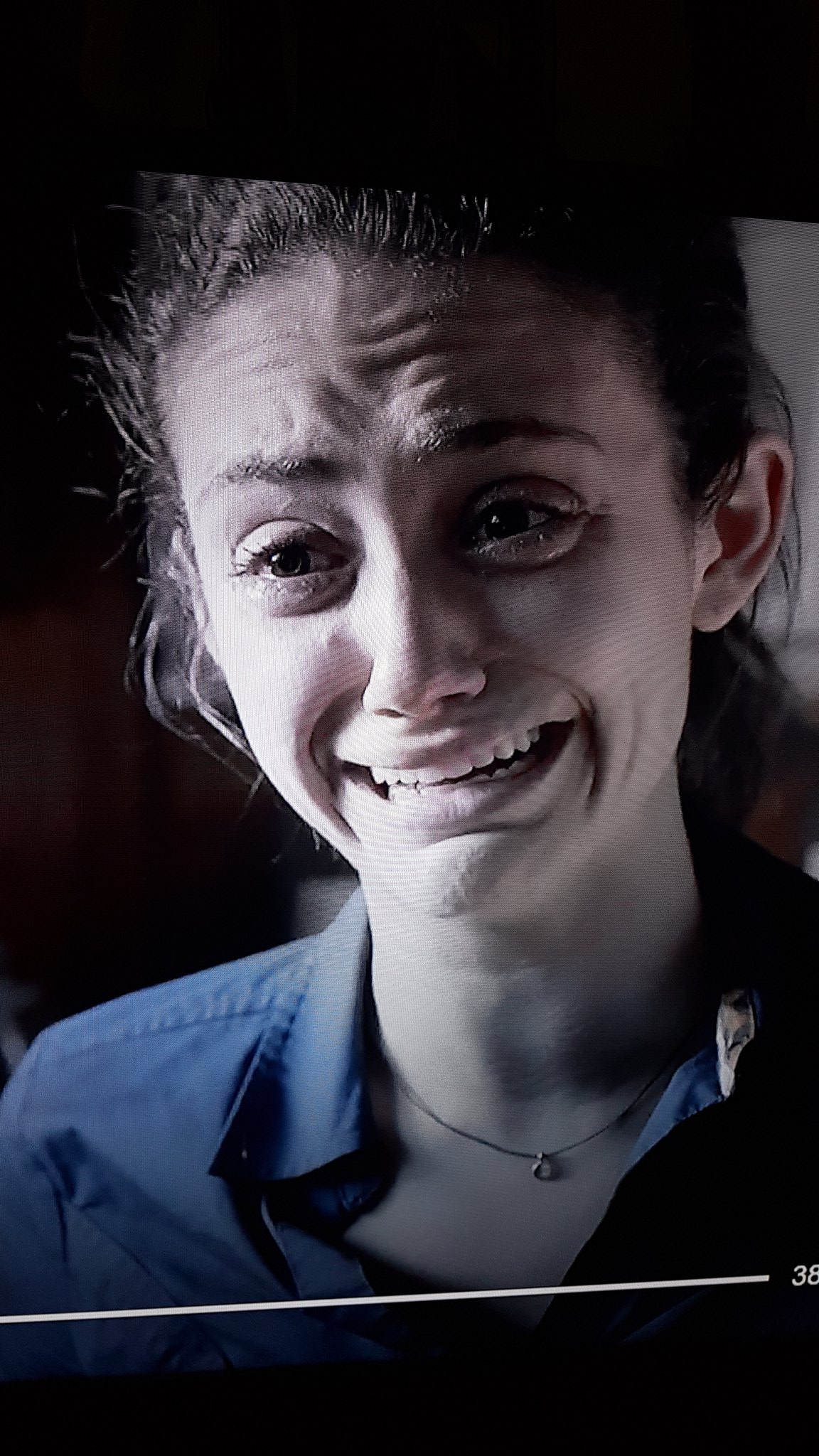 Fiona Gallagher Crying