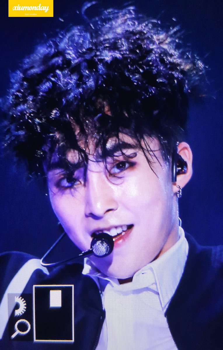 BaekHyun_XiuMin (@WuRuiYi) | Twitter