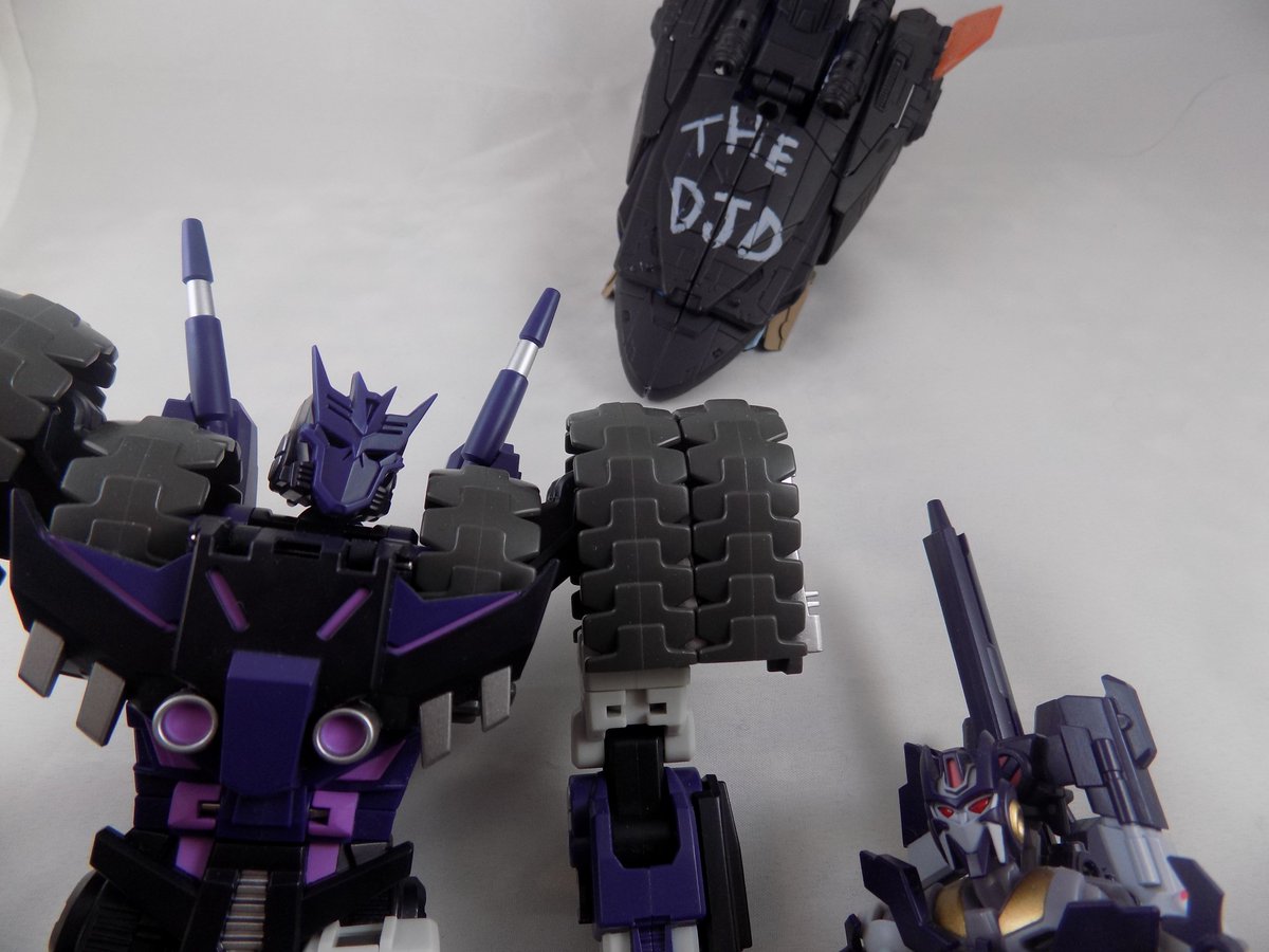 Minor/Repaint: - Titans Return: IDW Fulcrum | TFW2005 - The 2005 Boards