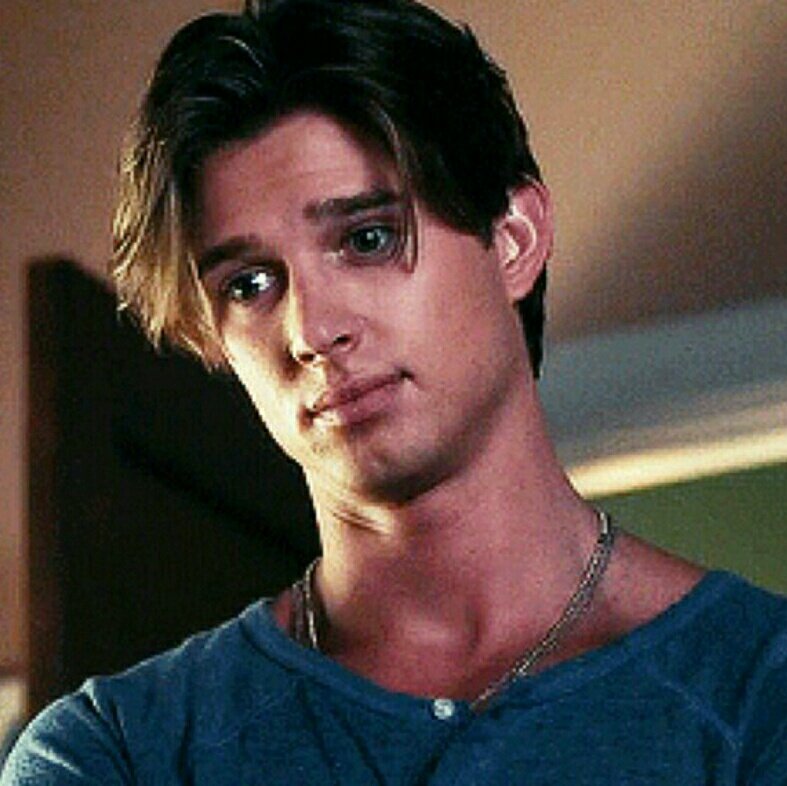 Jason Pretty Little Liars