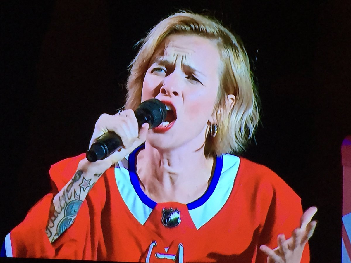 Brigitte Boisjoli commente sa performance au Centre Bell --> bit.ly ...