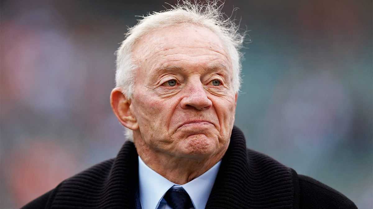 There’s Audio of Jerry Jones Laughing at Racist Jokes and Using Racist ...