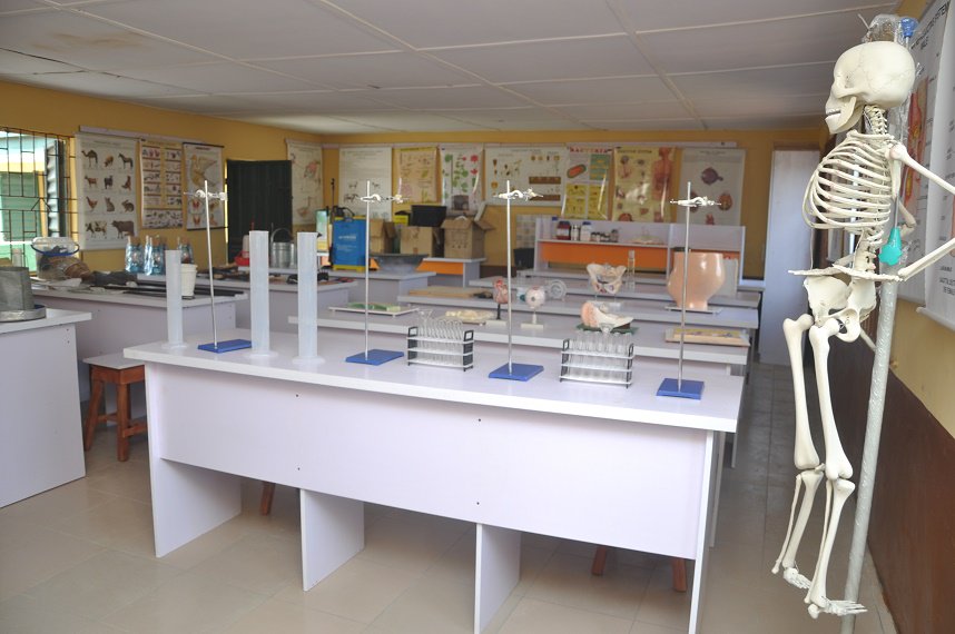 School Biology Lab