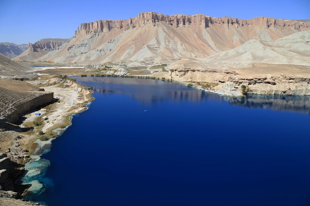 Band-e-amir lake, located in c. afghanistan's bamyan province, has ...