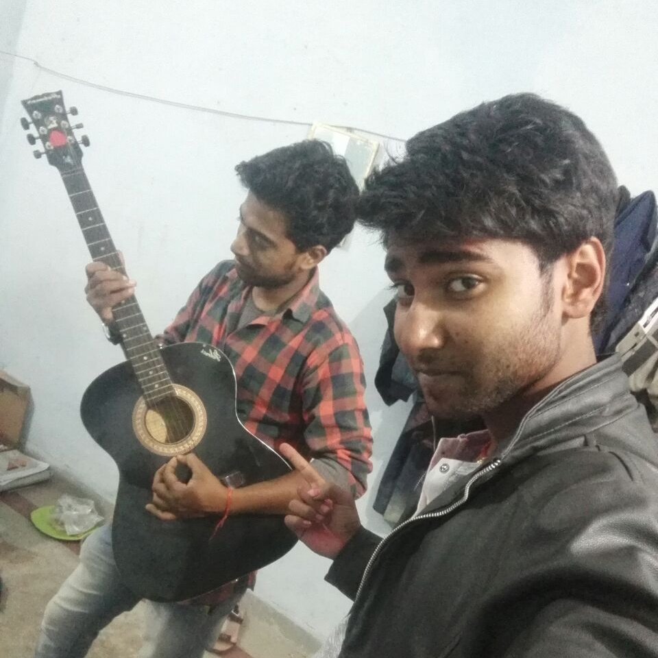 𝐇𝐚𝐫𝐢𝐬𝐡𝐚𝐧𝐤𝐚𝐫 𝐊𝐮𝐦𝐚𝐫 𝑲𝒂𝒓𝒏 (@Dad_karn_Vikki) | Twitter