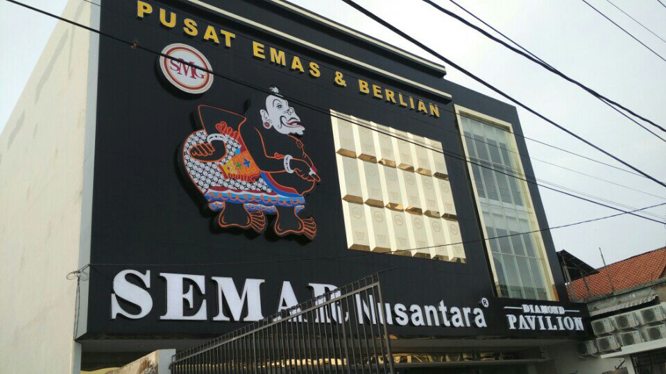 Toko Emas Semar Nusantara, Jawa Tengah (+62 273 323030)