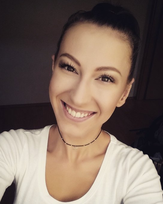 Tw Pornstars Emylia Argan The Most Liked Pictures And Videos From Twitter For All Time Page 3