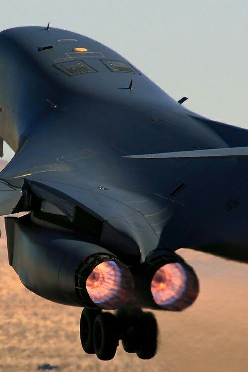 Ron Eisele on Twitter: "B1 ascends https://t.co/1IGzh6w2C7" / Twitter