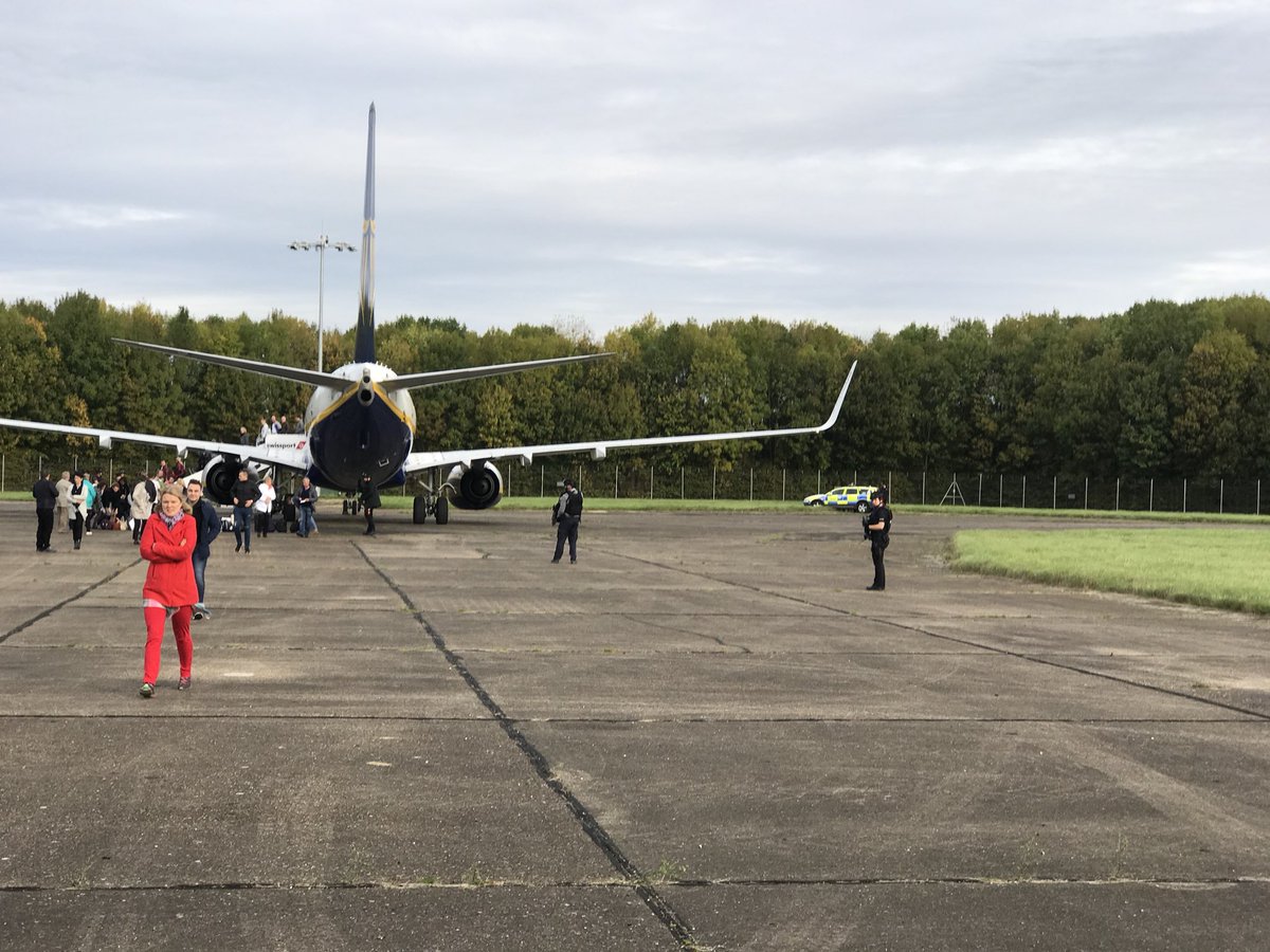 Ryanair flight lands safely at Stansted after security alert | Anglia ...