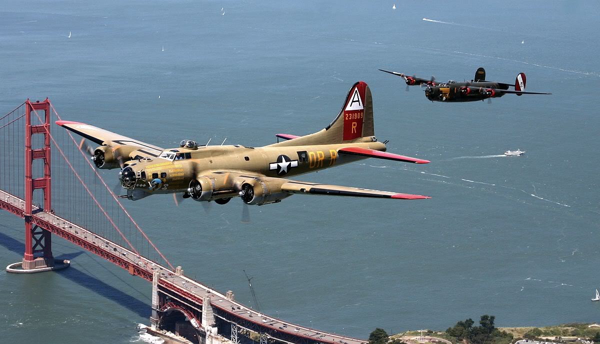Ron Eisele on Twitter: "B-17 and B-24 https://t.co/MI55u6ShUt" / Twitter