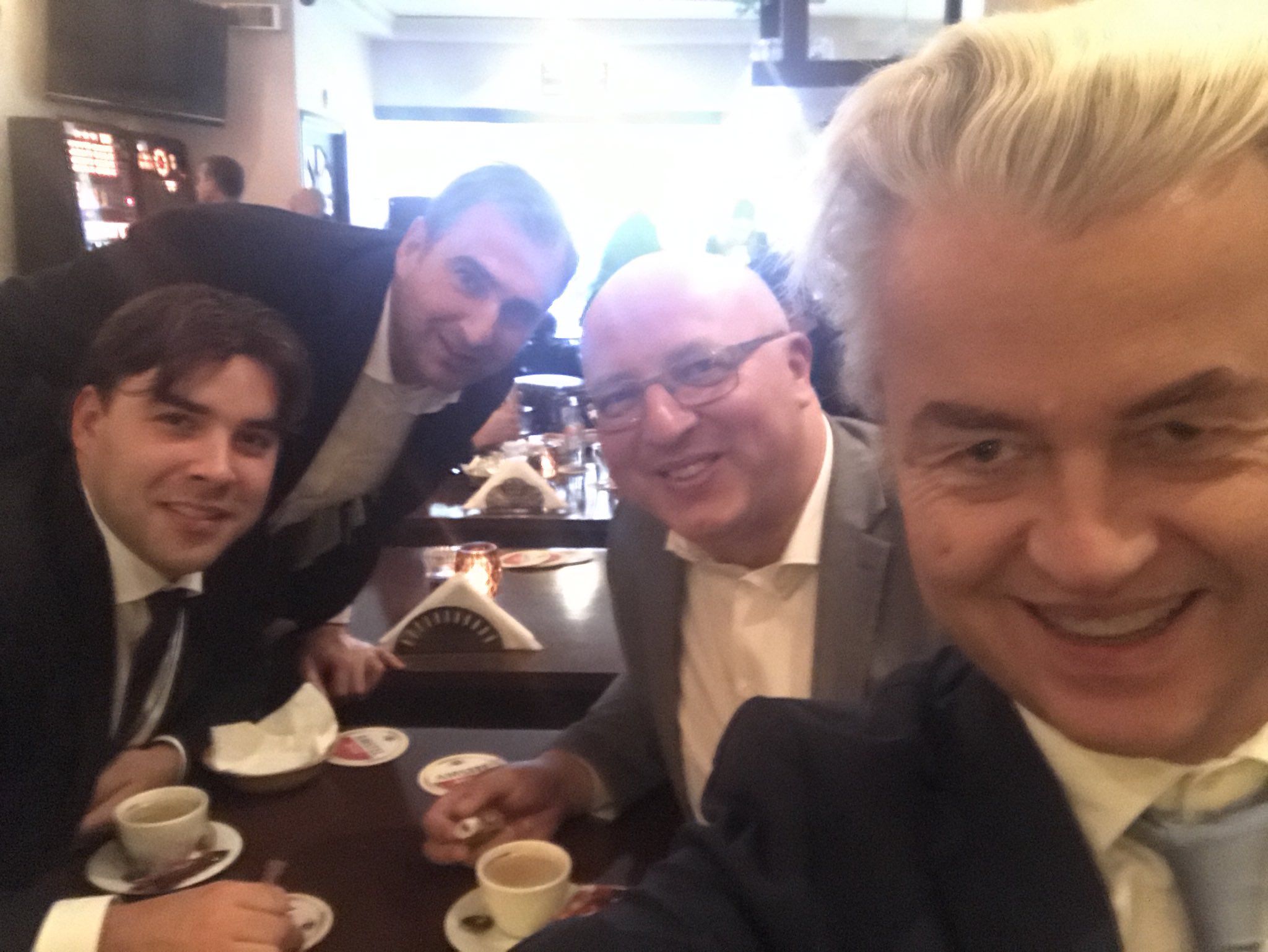 Geert Wilders on Twitter: "Met collega’s @leondejong @GidiMarkuszower en Sietse Fritsma aan de ...
