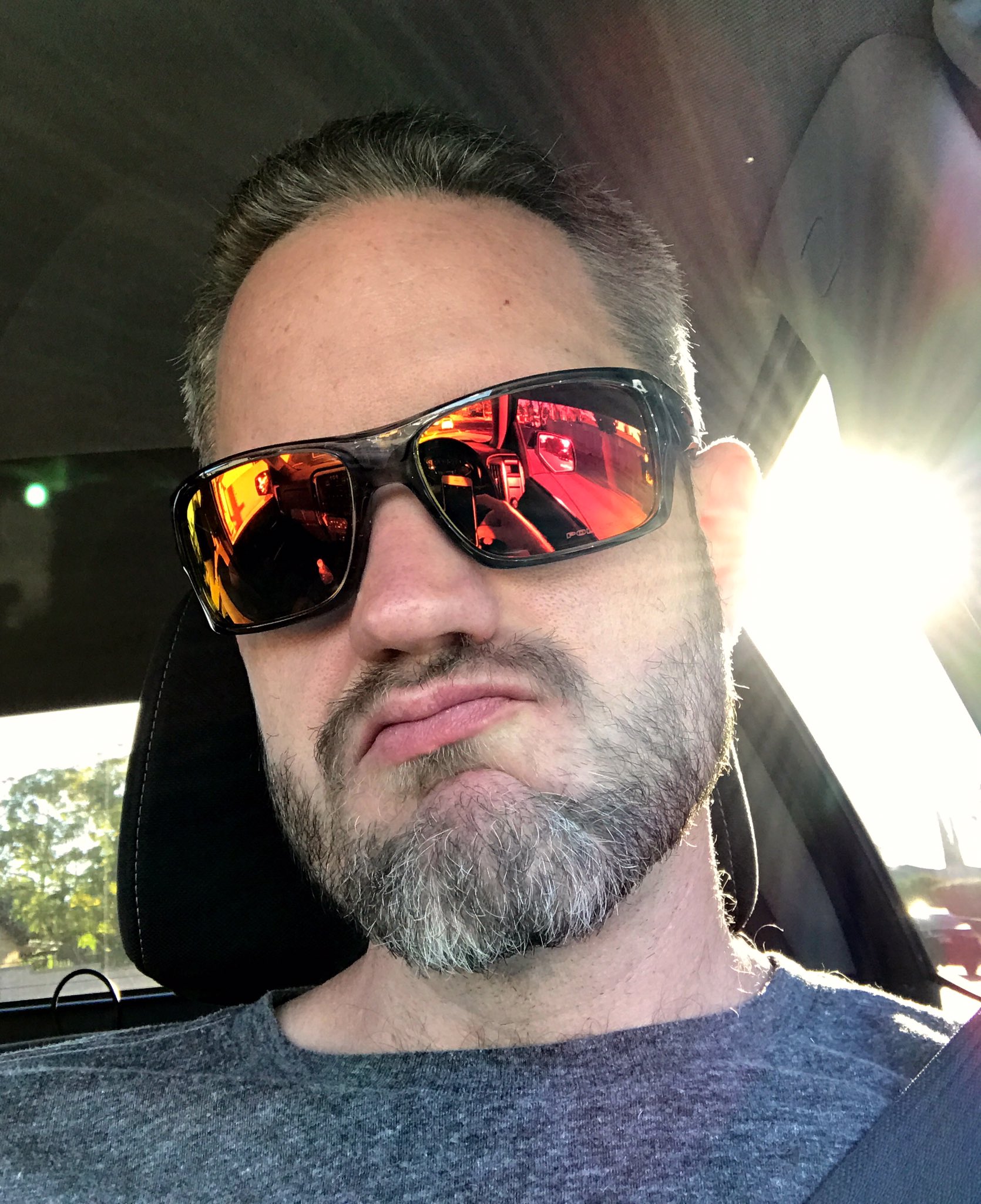 JayzTwoCents on Twitter: "#MFW I realize it's FRIDAY and I had a productive week! https://t.co ...