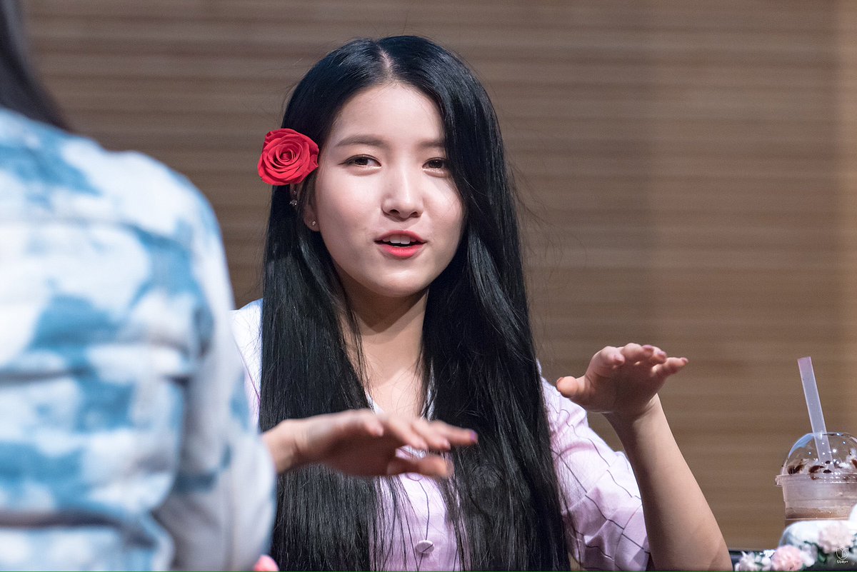 Sowon Daily Update on Twitter: Sowon Daily Update on Twitter: