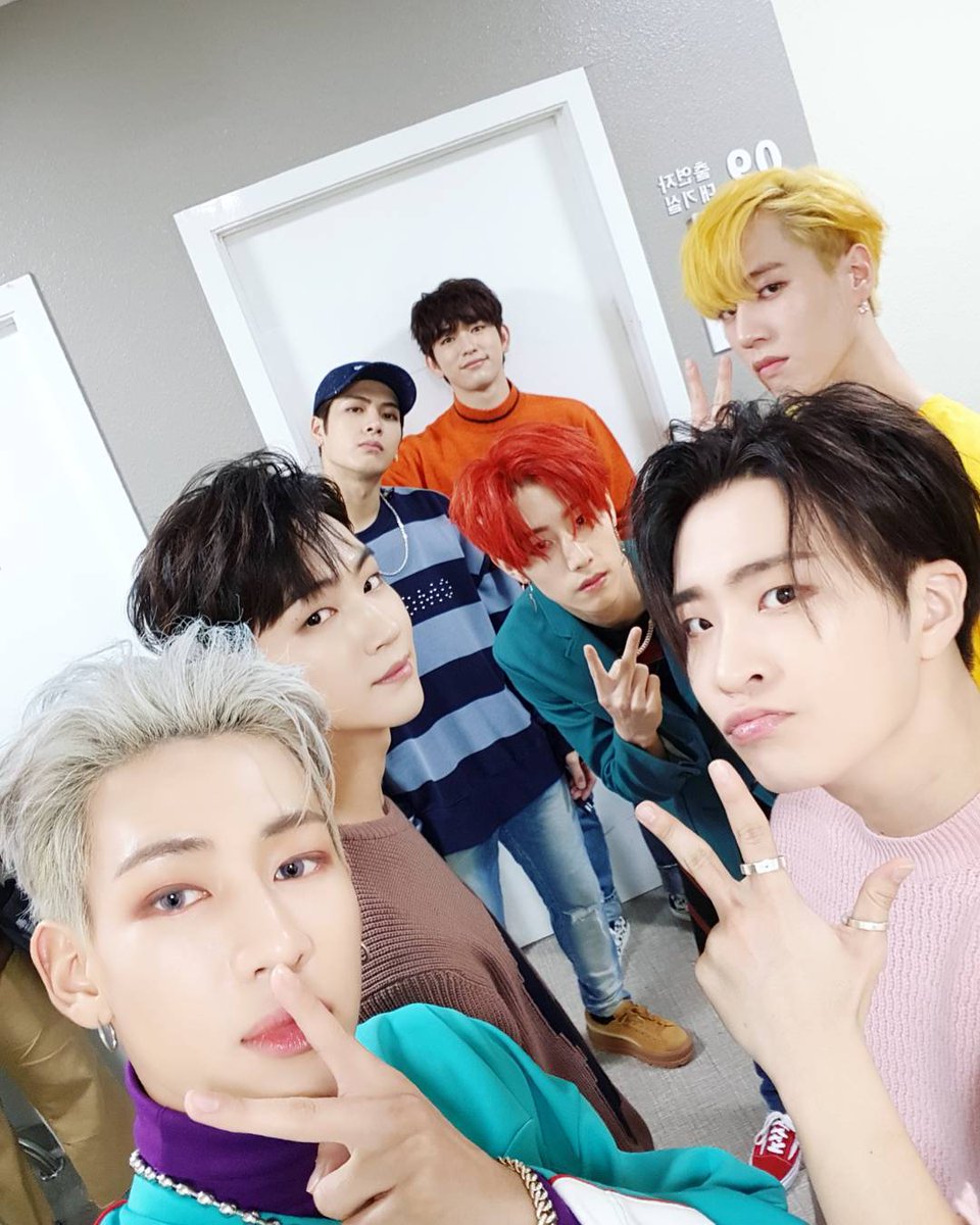 Jackson Wang Selca GOT7's Mark Went On A Selca Upload Spree
