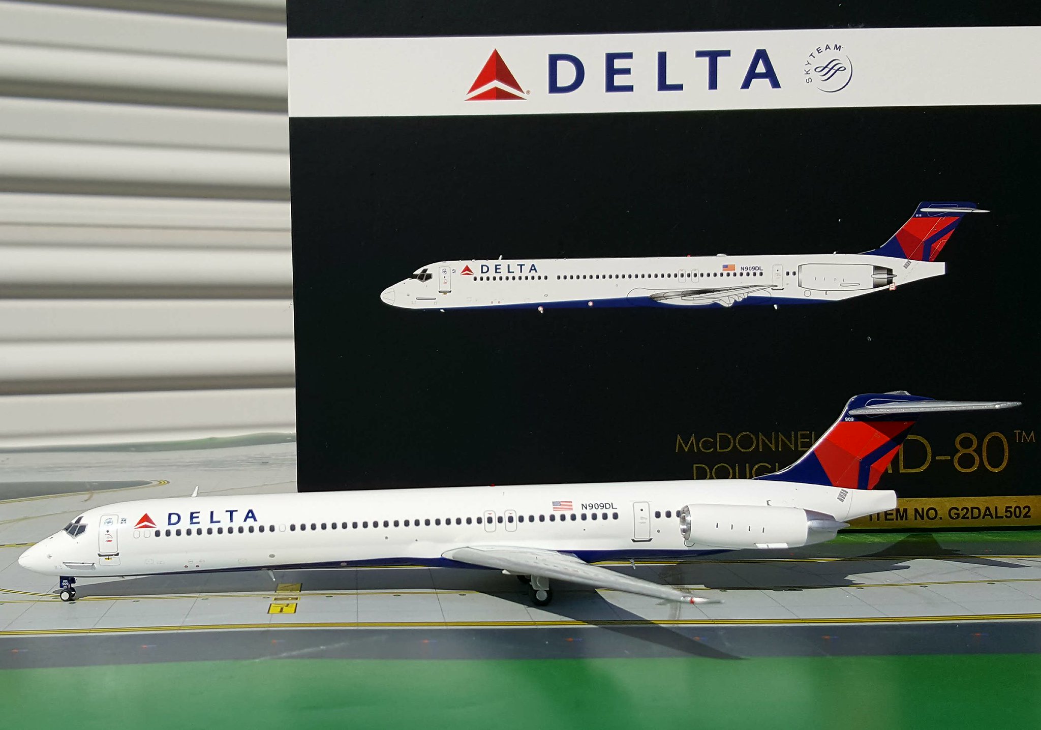 Delta Mcdonnell Douglas Md 80
