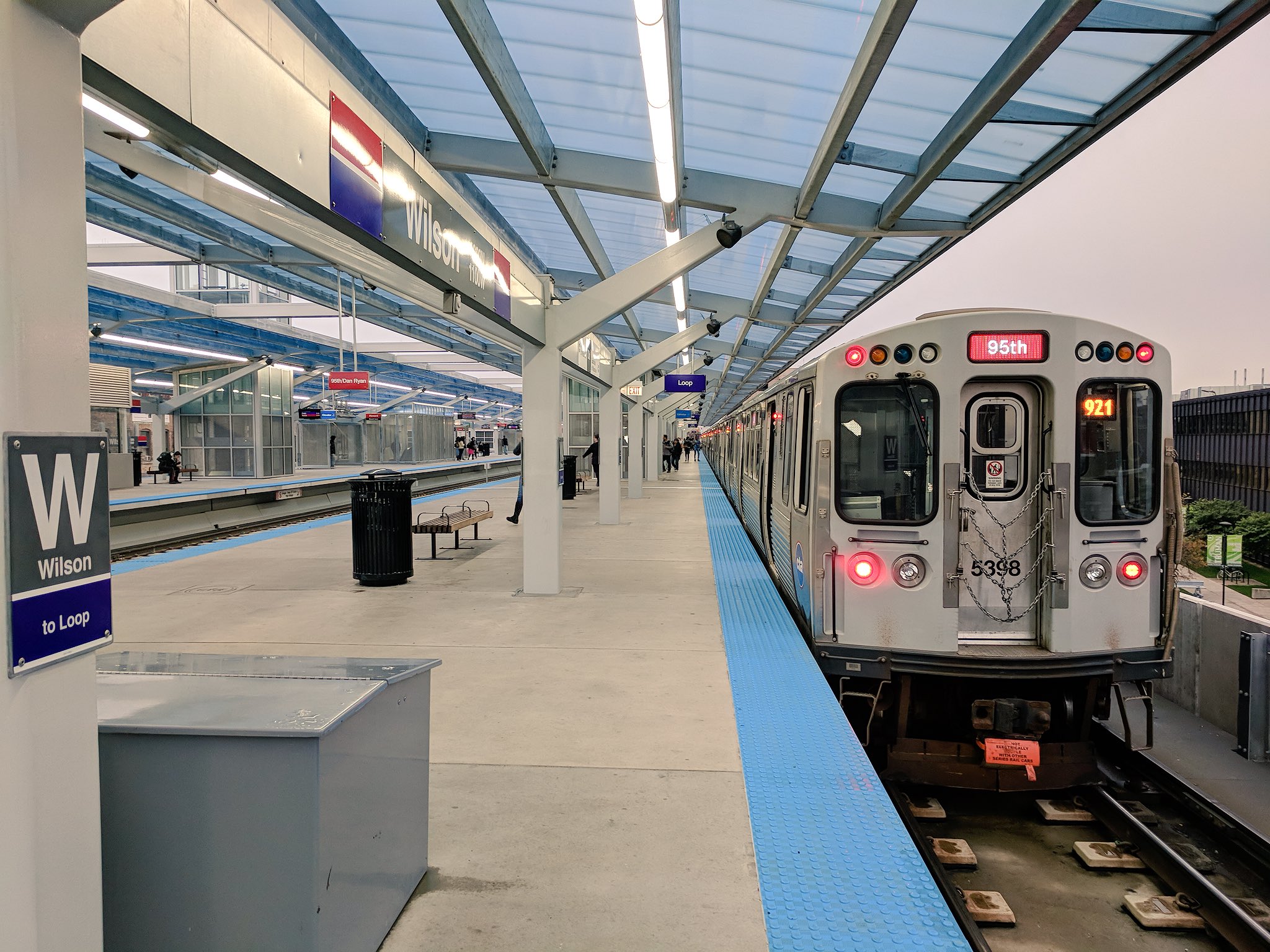 95th Dan Ryan Station