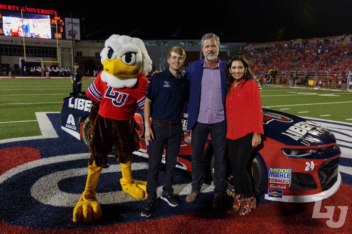 William Byron Liberty University 2018 scheme : r/NASCAR