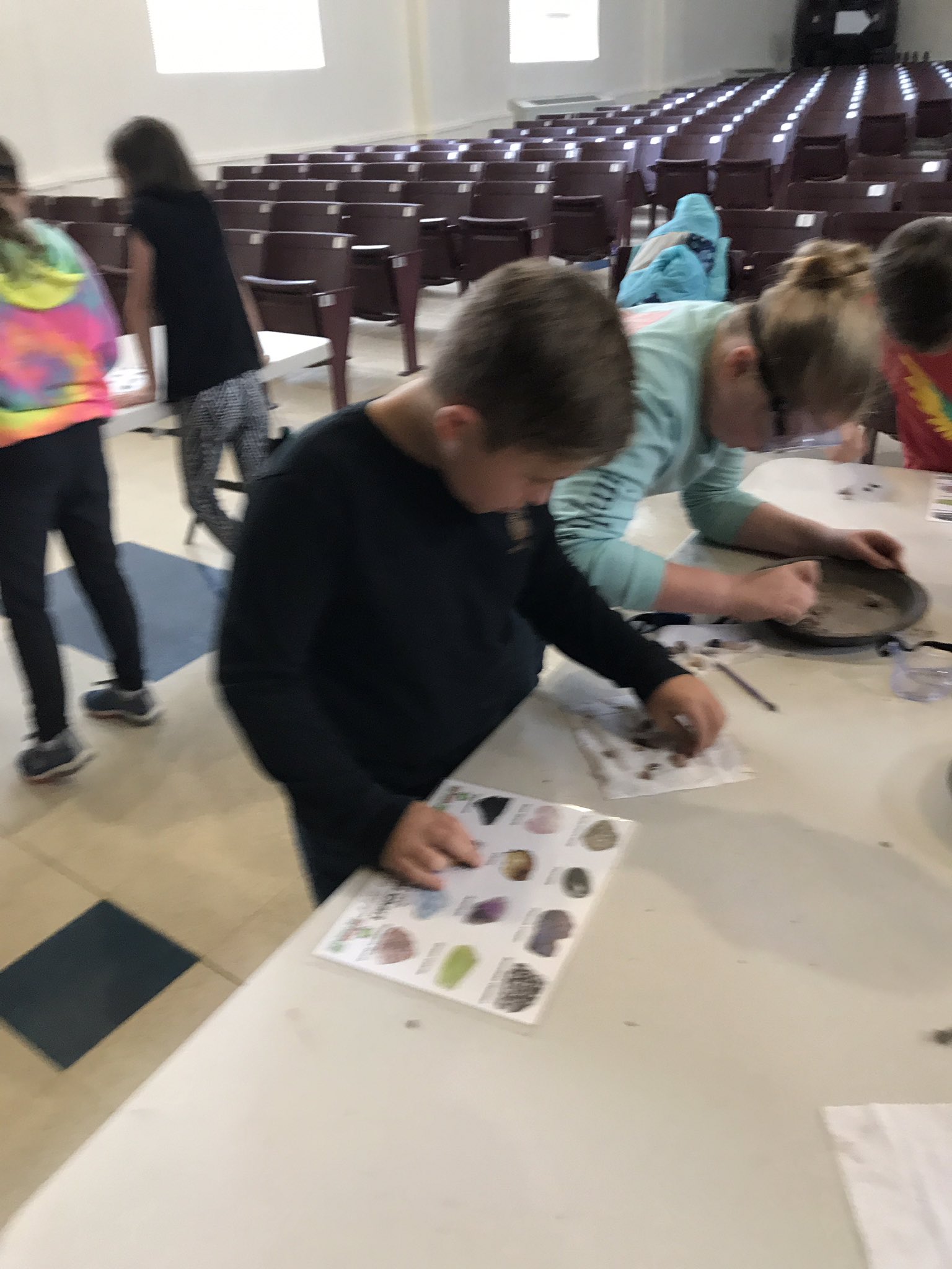 Melissa Boisvert on Twitter: "Science is Fun (Can You Dig It? - rocks ...