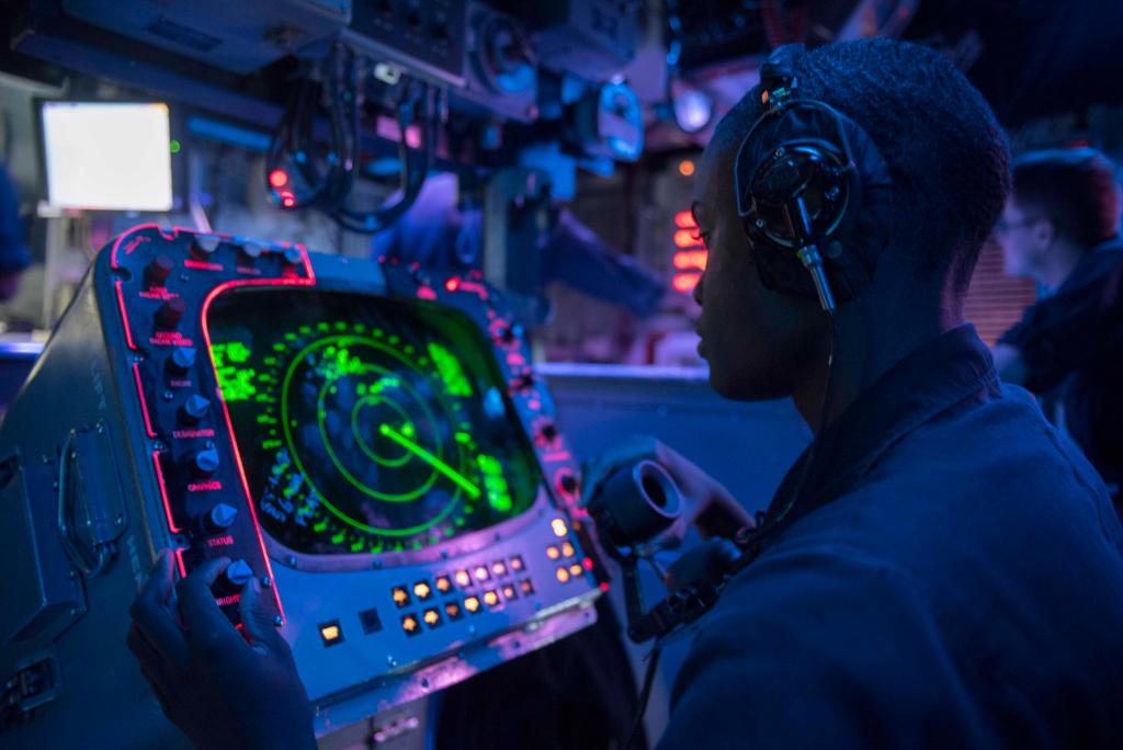 U S Navy On Twitter Around The Fleet In Todays Usnavy Photos Of