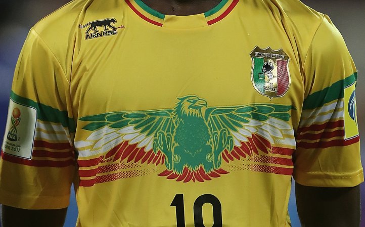 サッカーニュースQoly(コリー) on Twitter: "「世界のW杯予選で最もイケてた代表HOMEユニベスト5」 🇩🇰デンマーク 🇲🇽メキシコ 🇧🇾ベラルーシ 🇲🇱マリ 🇨🇷コスタリカ ...