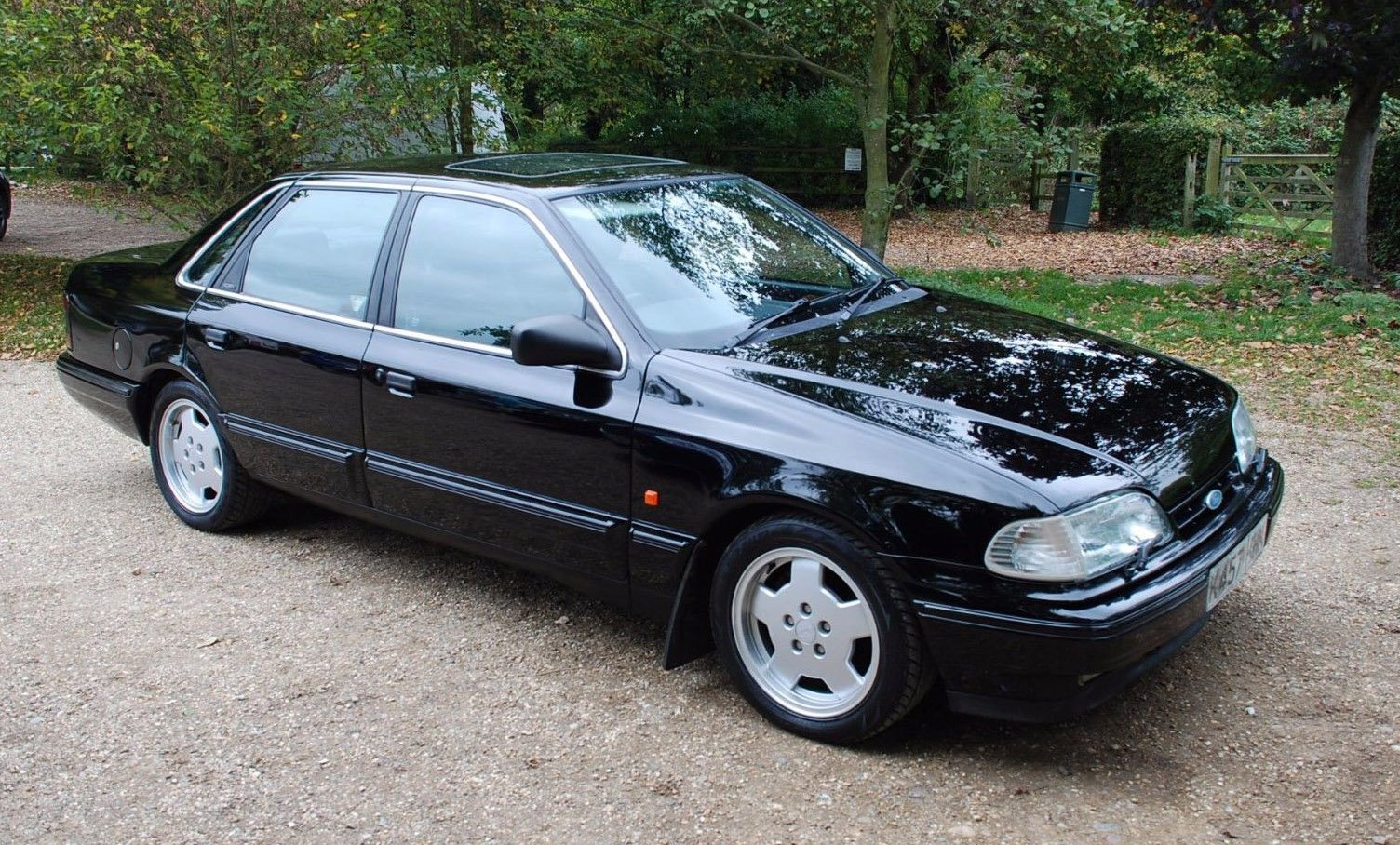 Ford Scorpio Cosworth
