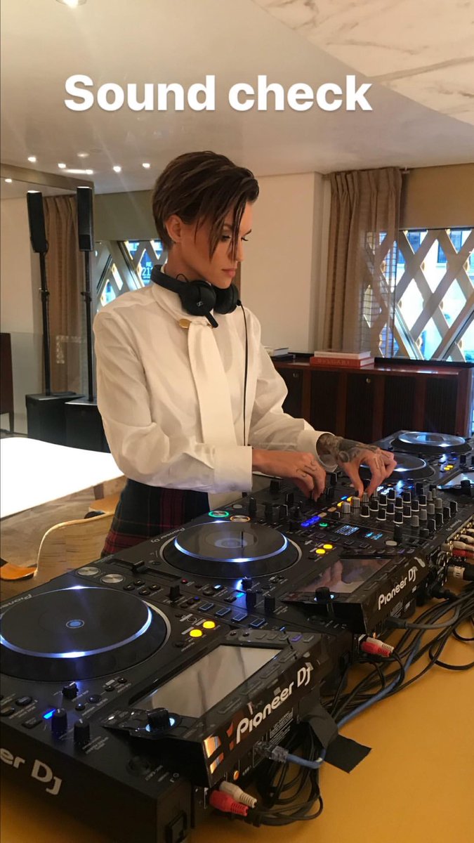Dj Ruby Rose