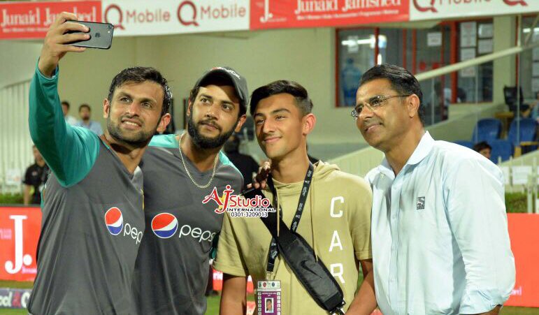 Waqar Younis Azaan Waqar