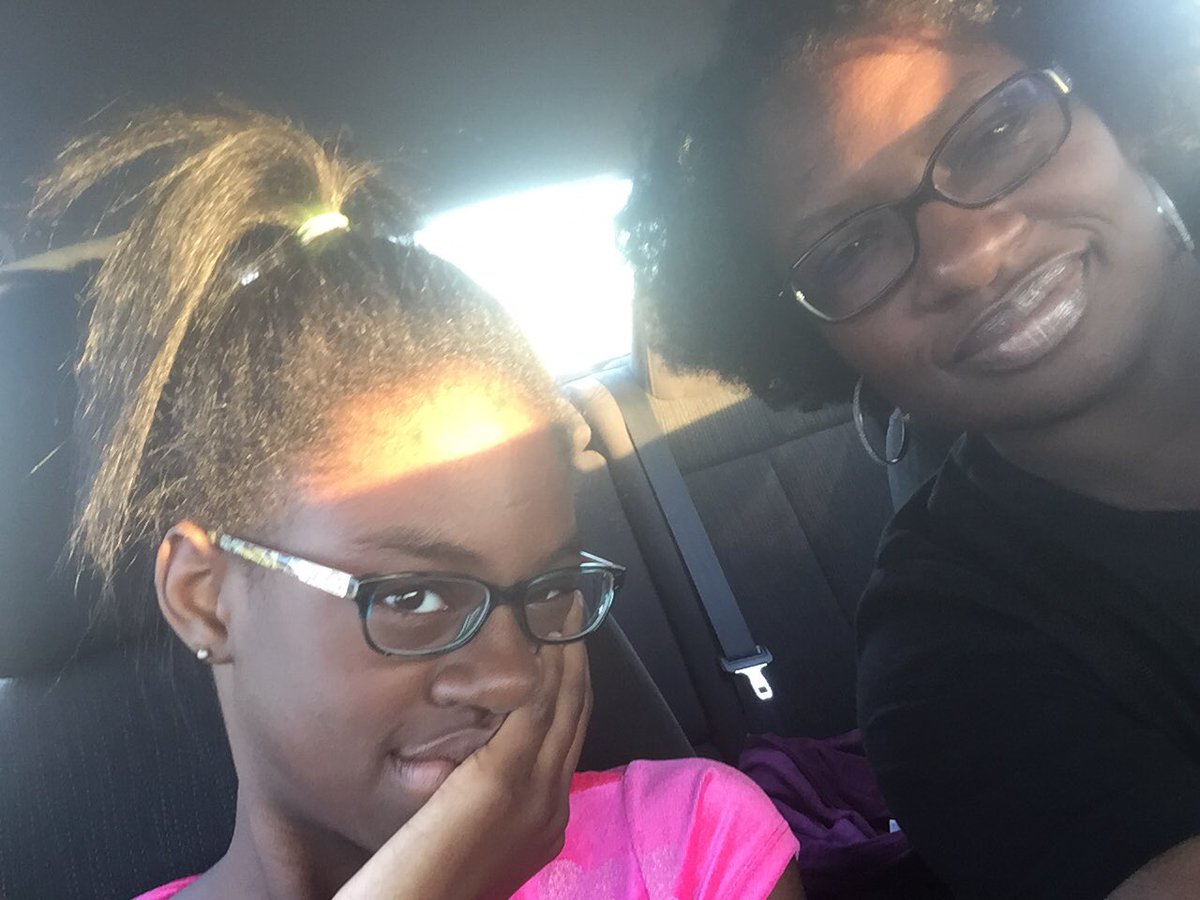 Sharon Hampton's Instagram, Twitter & Facebook on IDCrawl