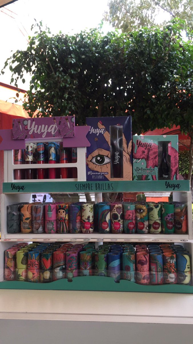 Luce un look increíble con la nueva línea de cosméticos de yuya. ¿ya la ...