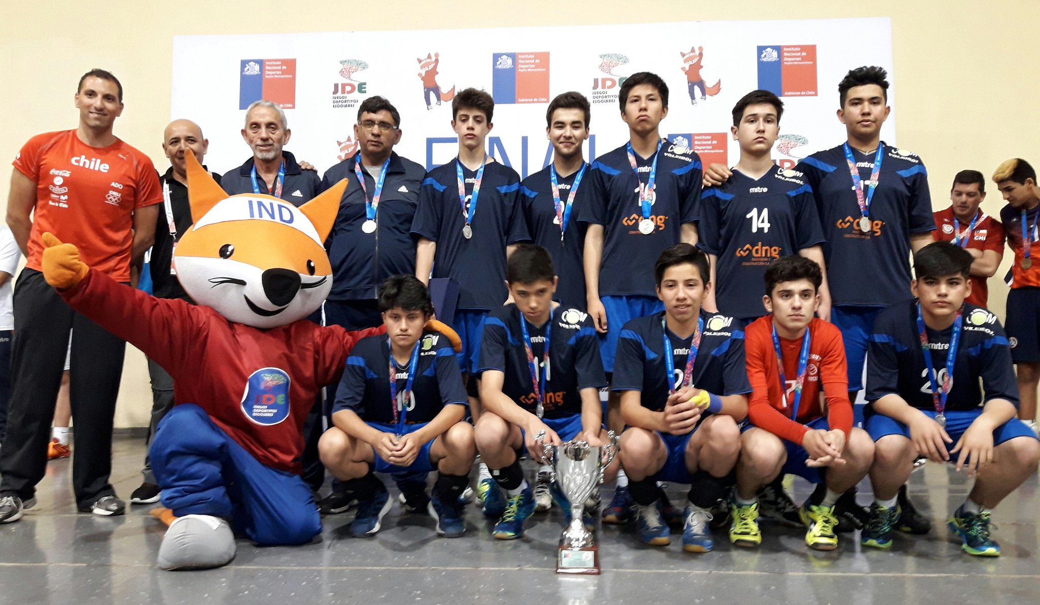 Logo Macul Salesianos MemoSost_Perfil_Cia_16 17_EN.qxp_MaquetaciÛn 1