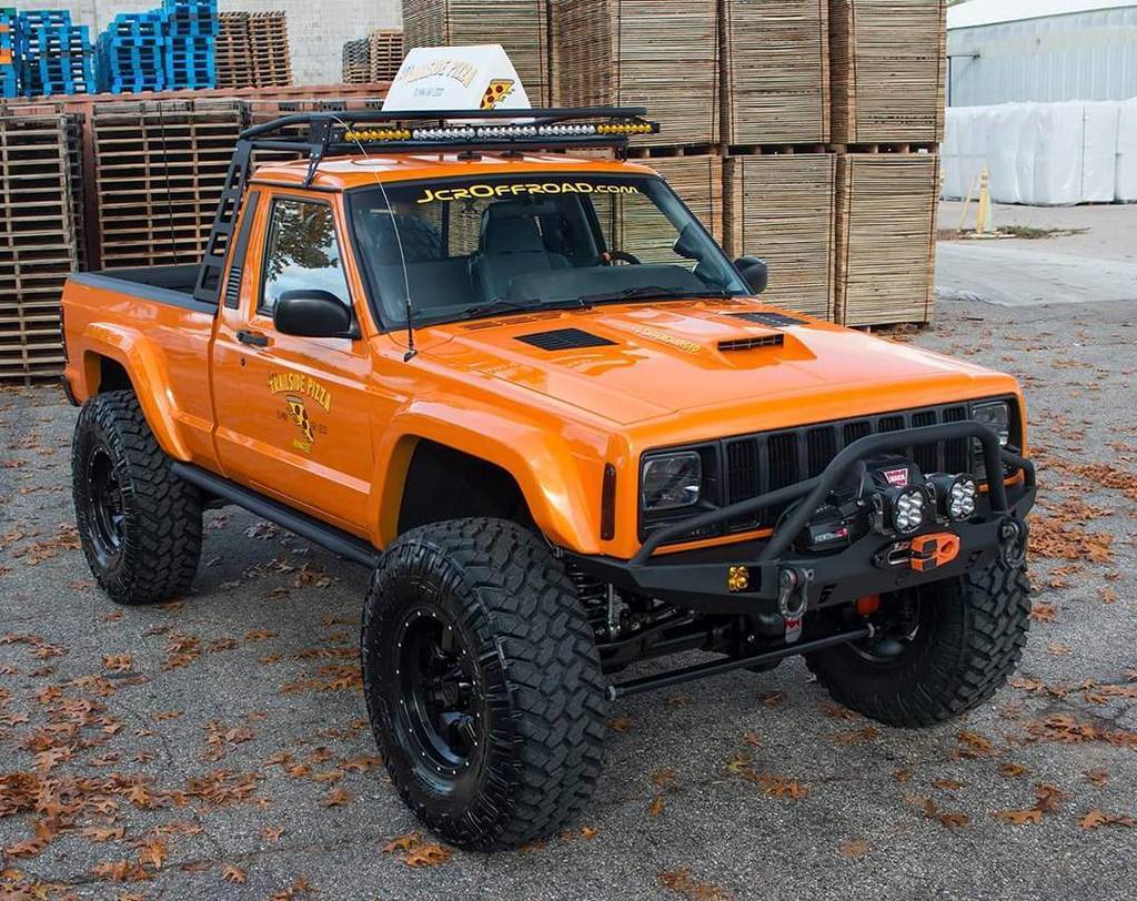 Jeep Comanche Off Road