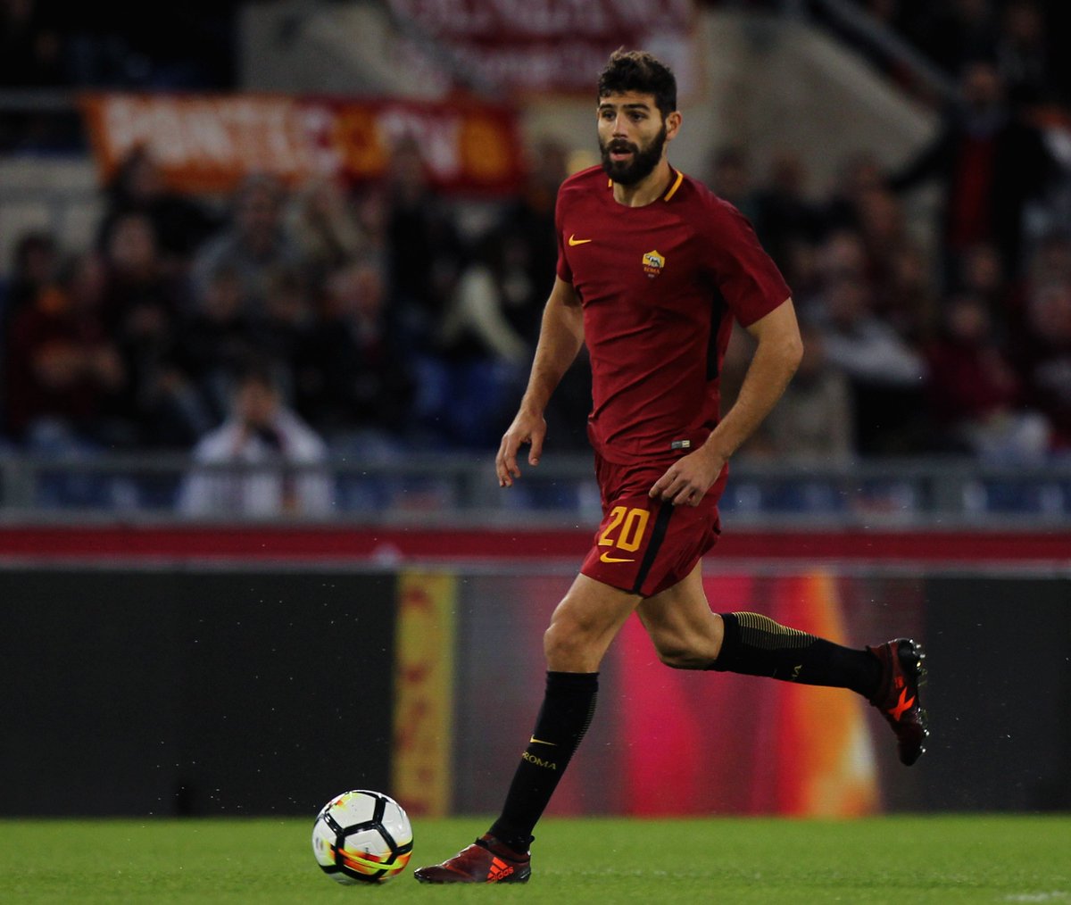 AS Roma defender Federico Fazio signs new contract until 2020 - Footy ...