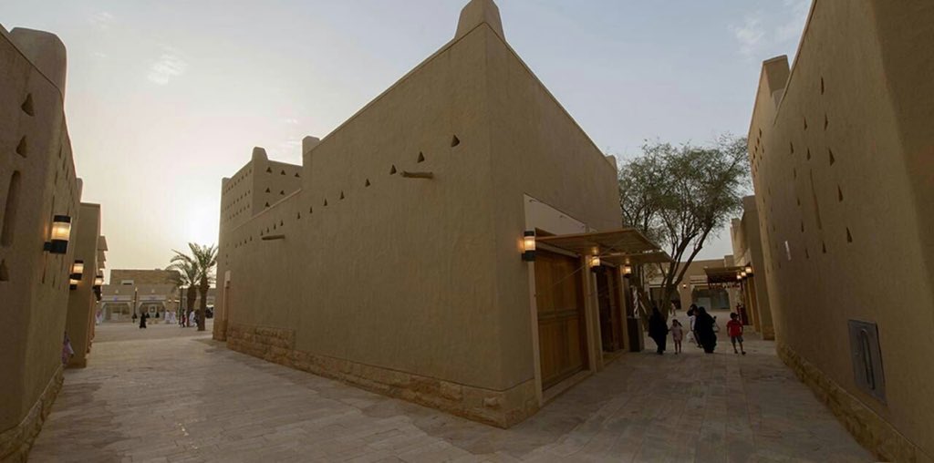 حي #البجيري @AlBujairi في #الدرعية_التاريخية، متنفس ثقافي تراثي ترفيهي ...