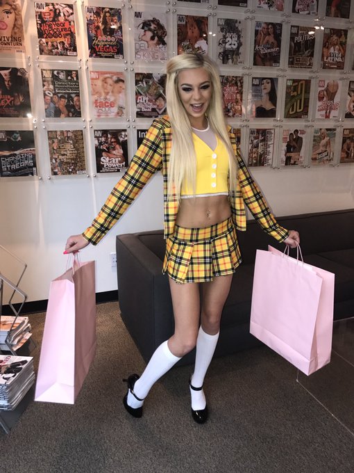 Tw Pornstars Olivia Lua † The Most Retweeted Pictures And Videos For All Time Page 6