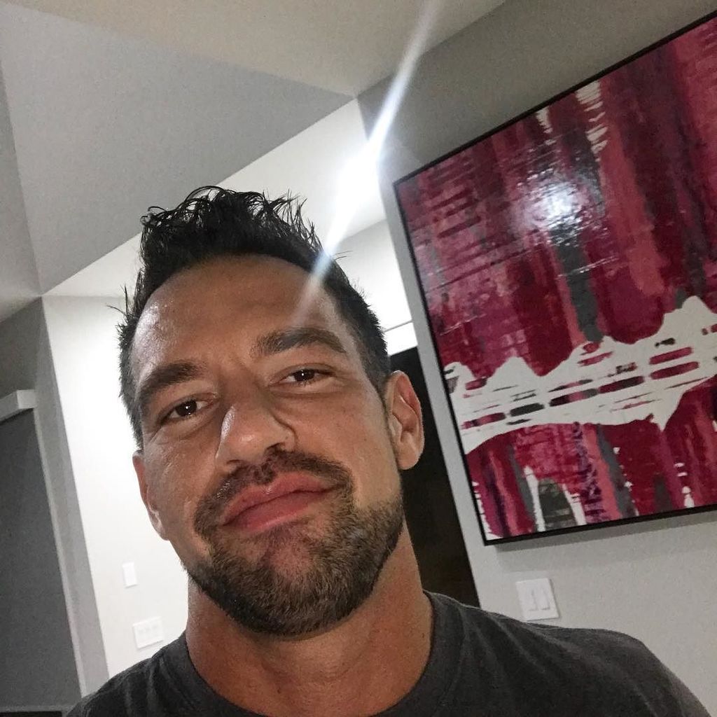 Johnny Castle's Instagram, Twitter & Facebook on IDCrawl