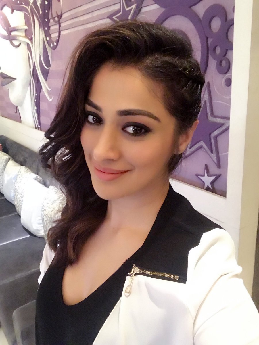 Angel Marr's Instagram, Twitter & Facebook on IDCrawl