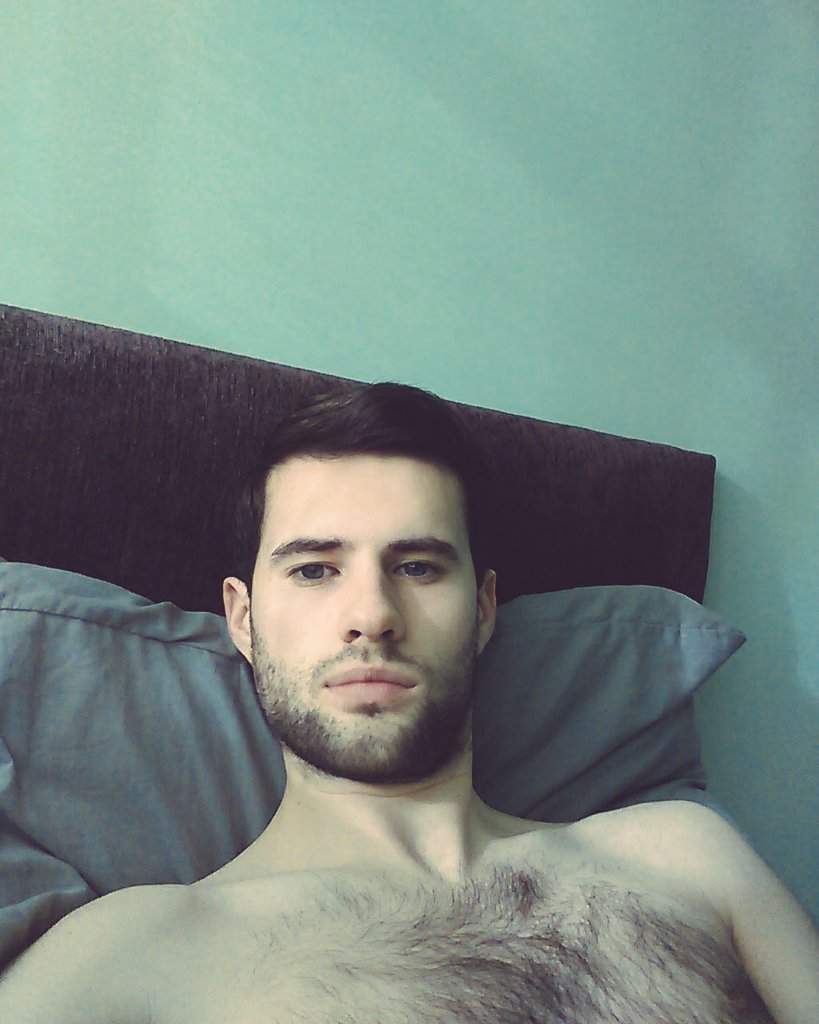 John On Twitter I m In Bed I ve Had A Shit Day And My Face Very Much john-on-twitter-i-m-in-bed-i-ve-had-a-shit-day-and-my-face-very-much