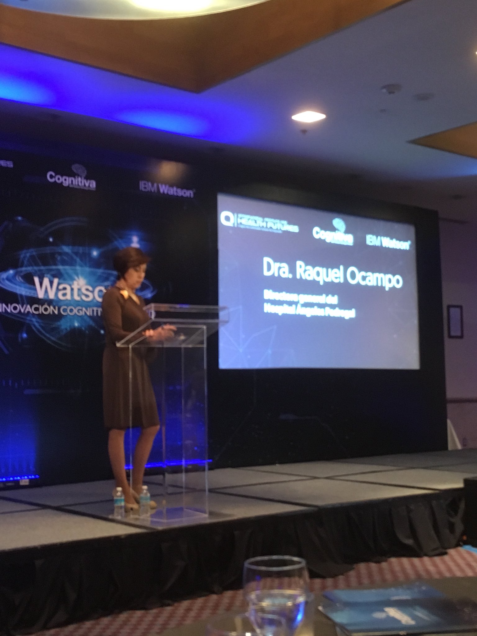 Ana Paula Nacif on Twitter: "La Dra. Raquel Ocampo explica cómo funciona Watson for Oncology ...