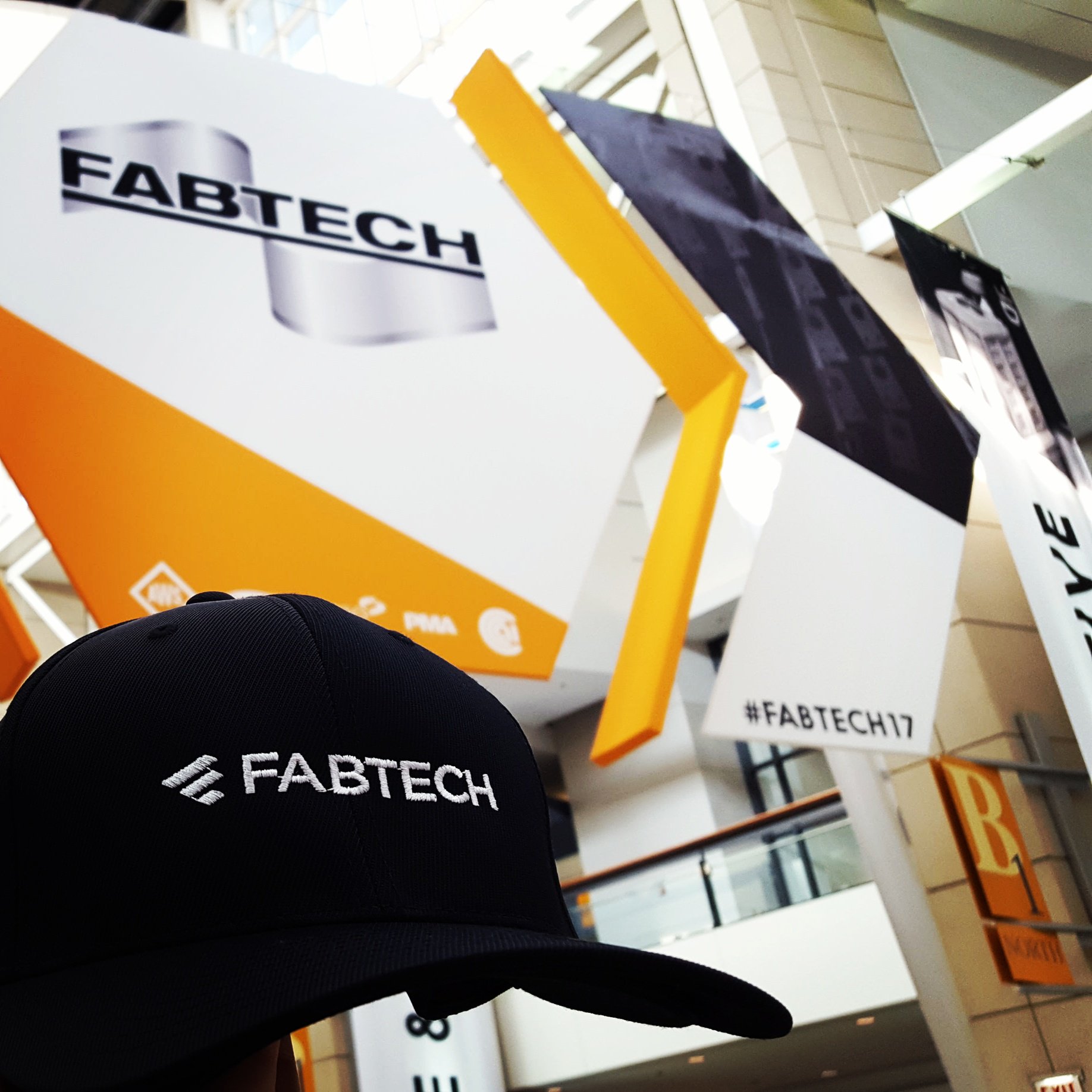 Fabtech Logo Fabtech K7002 Toyota Tacoma 4wd 6" Lift Kit 1995 Thru