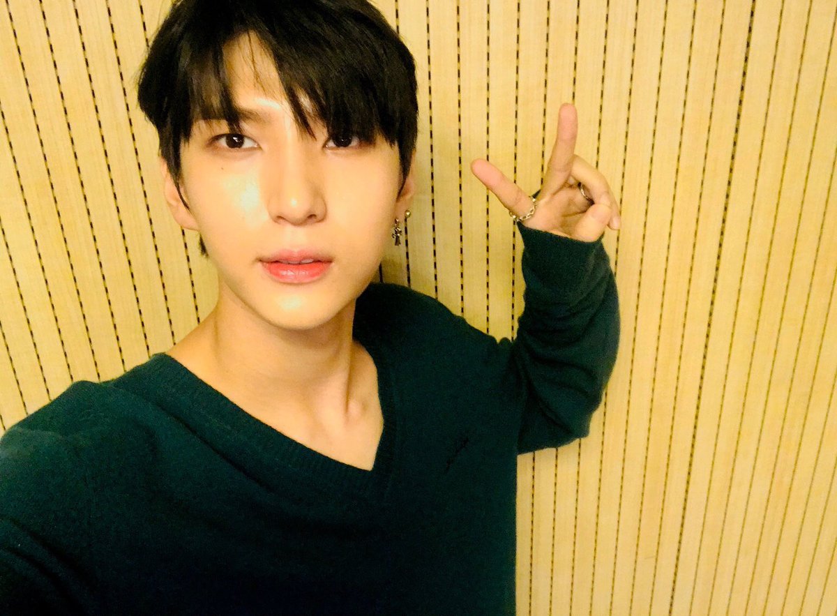 Leo Vixx Selca