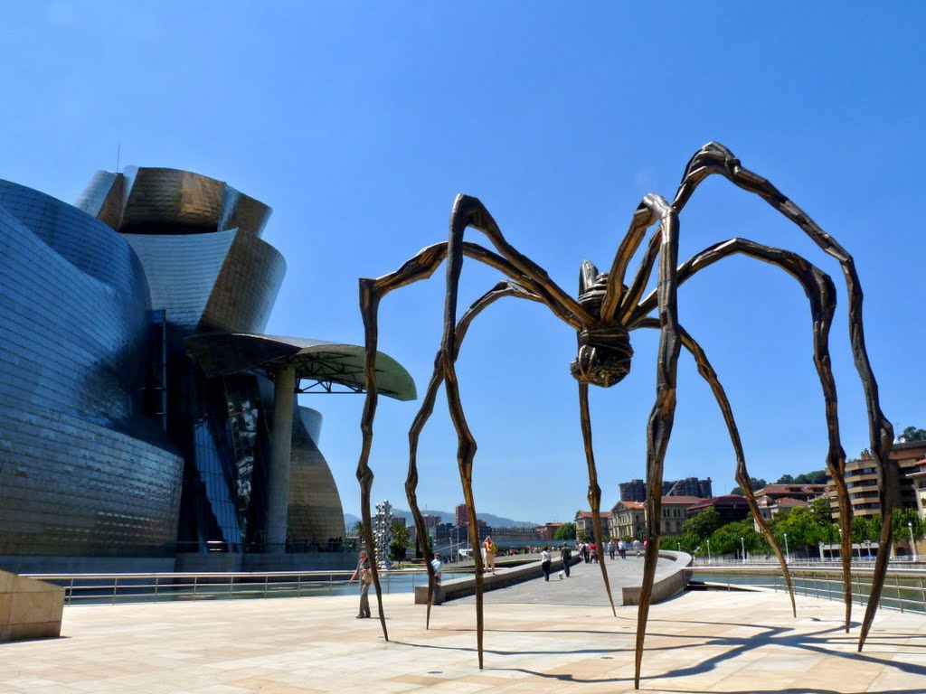 越前敏弥 Toshiya Echizen on Twitter: "ダン・ブラウン"Origin"に登場する、ビルバオ・グッゲンハイム美術館の展示作品（その2）。「霧の彫刻」の作者・中谷芙二子 ...