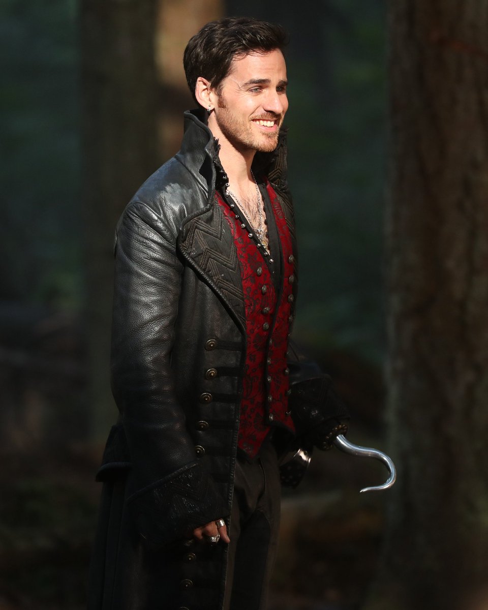 Captain Hook Once Upon A Time Smiling