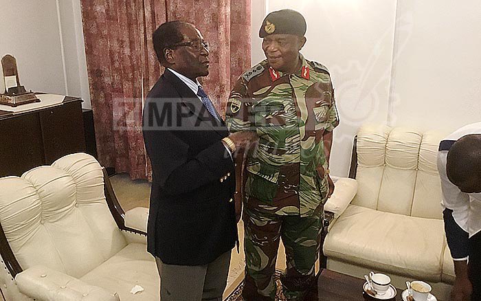 Photos Of Robert Mugabe Meeting With Military Amid Zimbabwe Political ...
