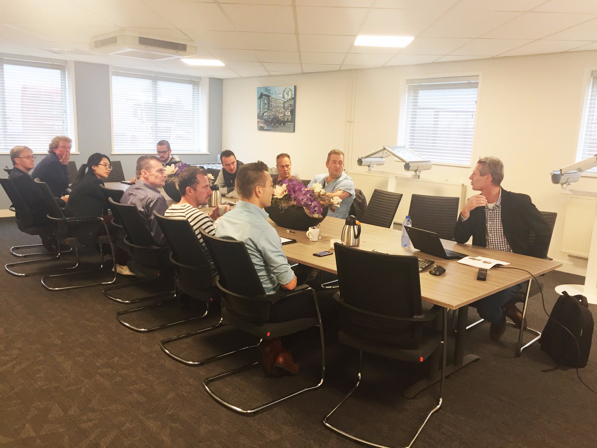 Prins Group on Twitter: "Vanmiddag volgen onze commerciële medewerkers een masterclass, verzorgt ...