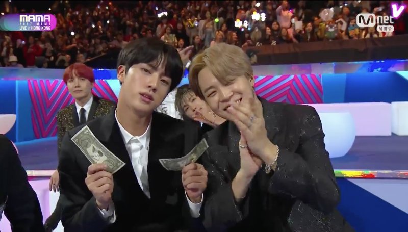 [2017MAMA] BTS Jimin and Jin with his money money | (x)clusive | Scoopnest
