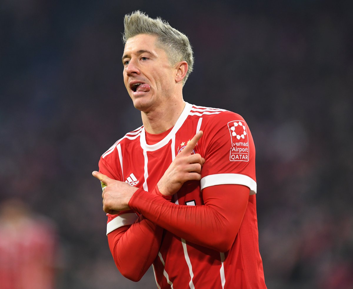 Robert Lewandowski Barcelona Set To Sign Striker Robert Lewandowski
