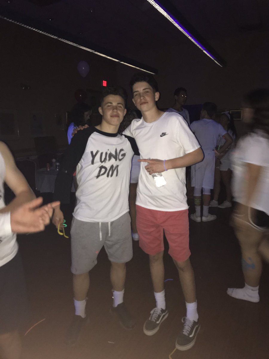 Dyl (@Dylan_Maxon) | Twitter